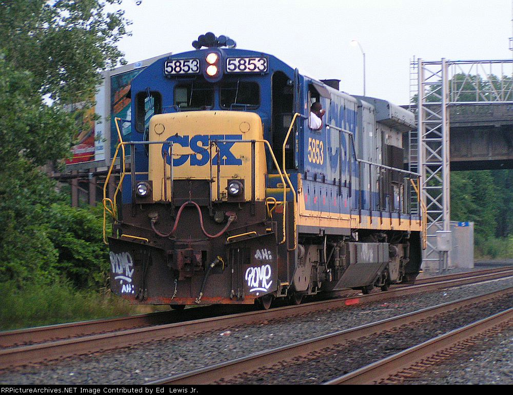 CSX 5853